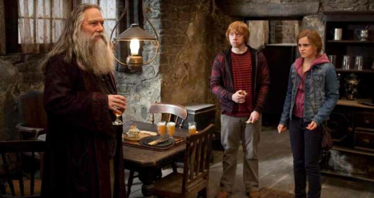 Fantastik Canavarlar 3: Richard Coyle, Aberforth Dumbledore Olacak